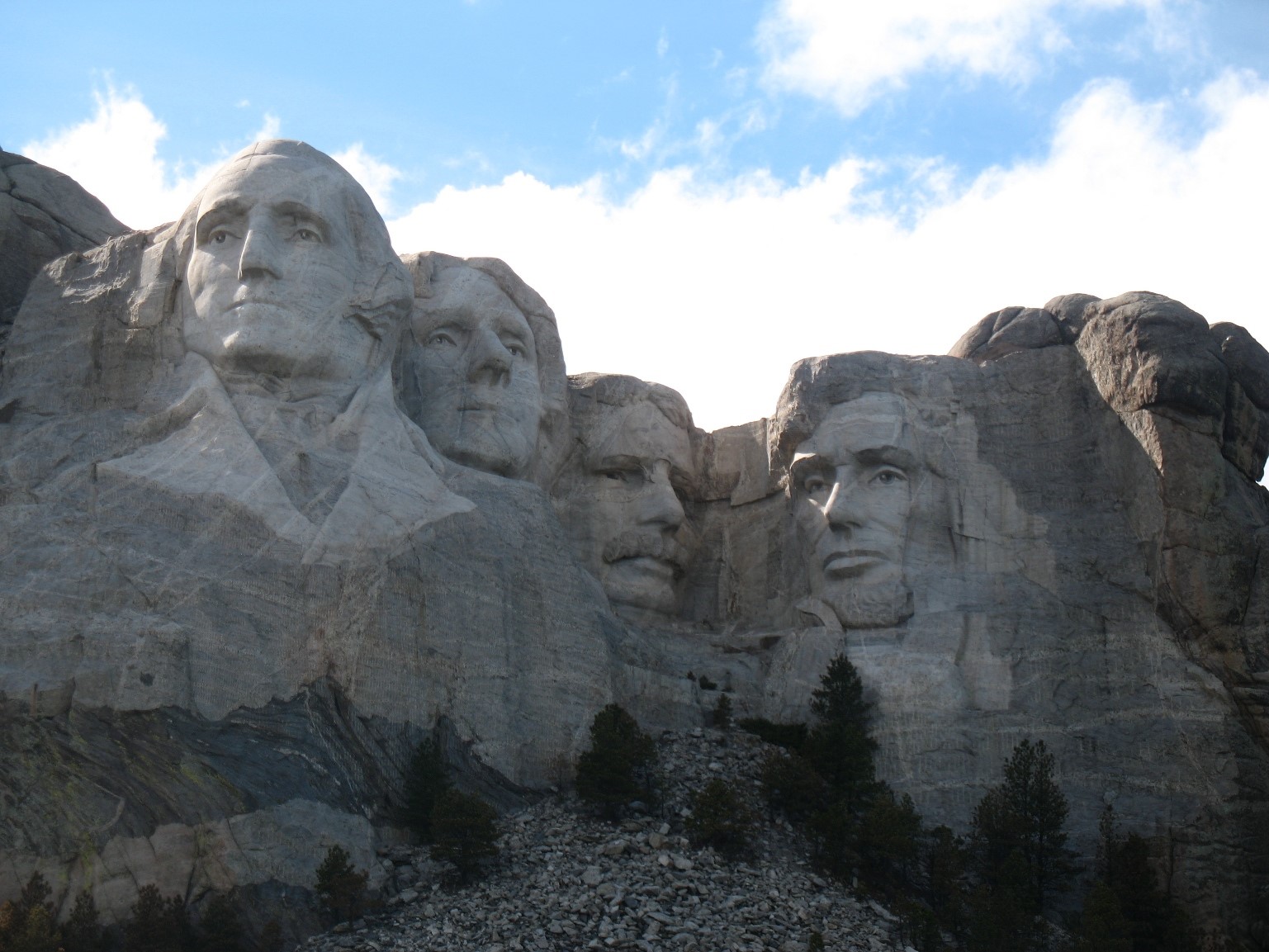Mount Rushmore and the Black Hills of South Dakota - BeforeYouGo.com